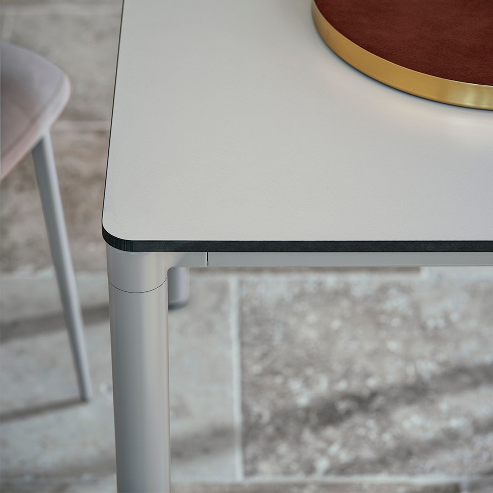 Mesa Moon Rectangular Alta de Bontempi. Catálogo de mesas de diseño ...