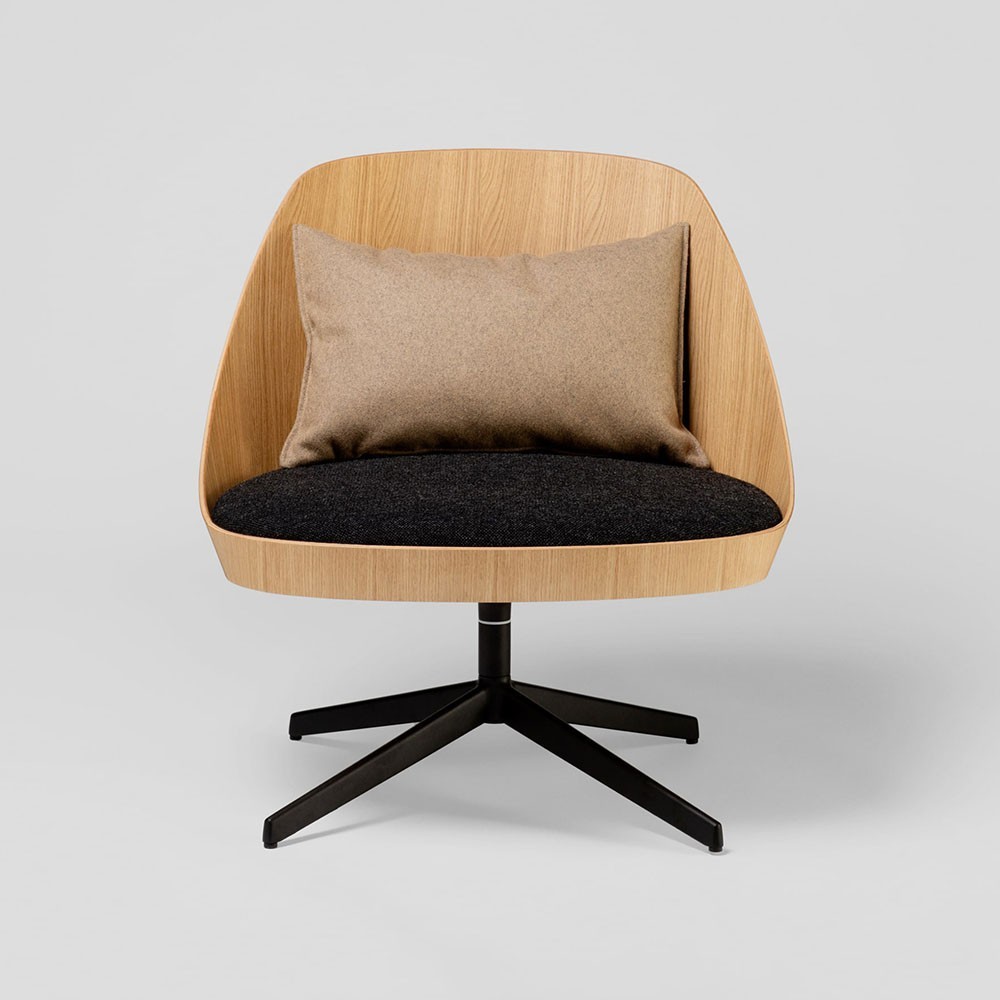 Butaca Kaiak Lounge 4R Enea. Diseño moderono ideal para salón o oficina.