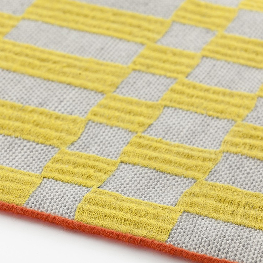 Puf Small Bandas B Yellow de GAN. Puf pequeño de sistema modular para ...