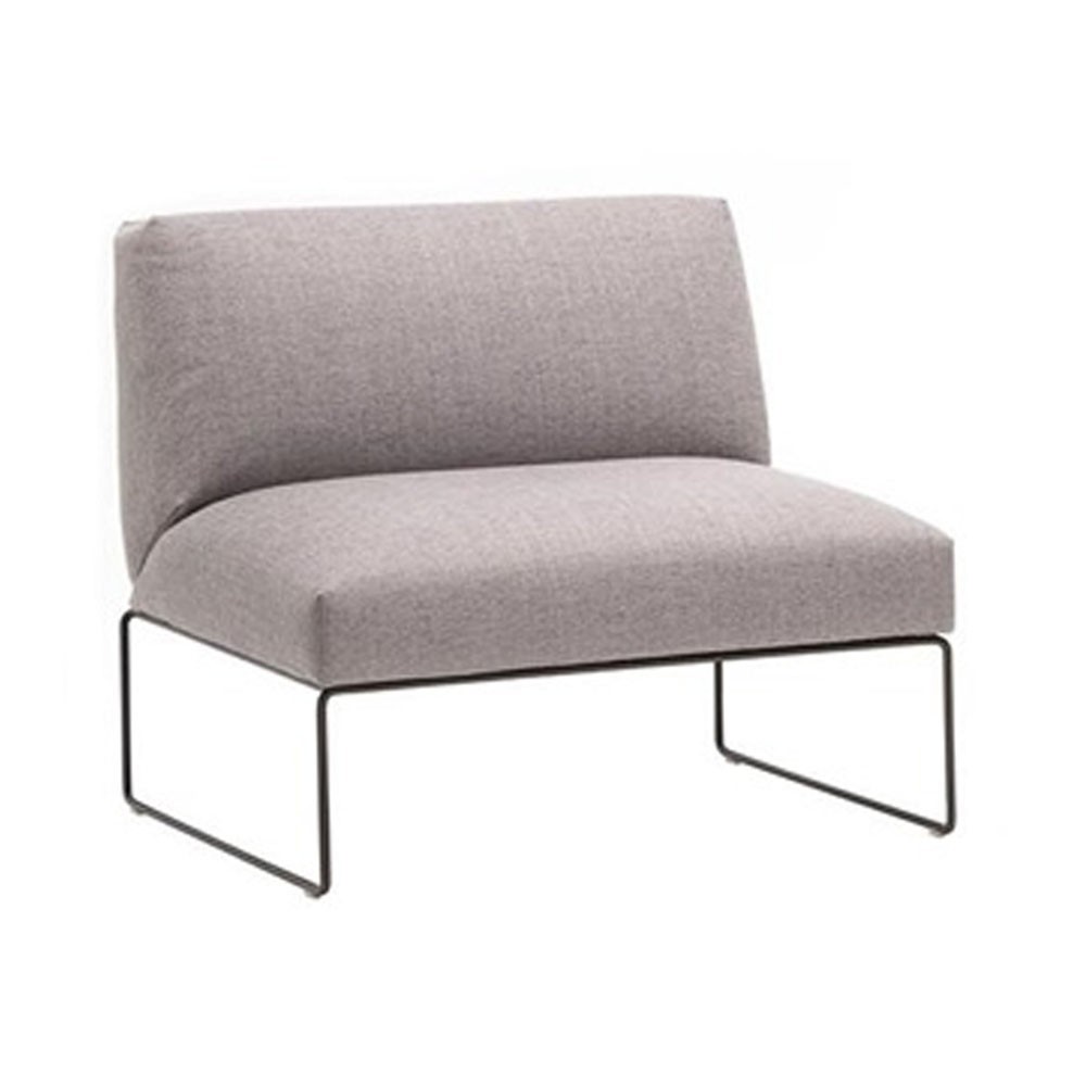 Sofá Siesta Andreu World. Mueble tapizado moderno ideal para exteriores.