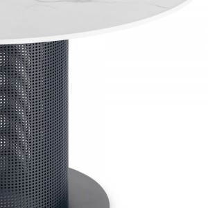 Mesa para butaca Solanas de Gandia Blasco. Mesas de diseño para terrazas.