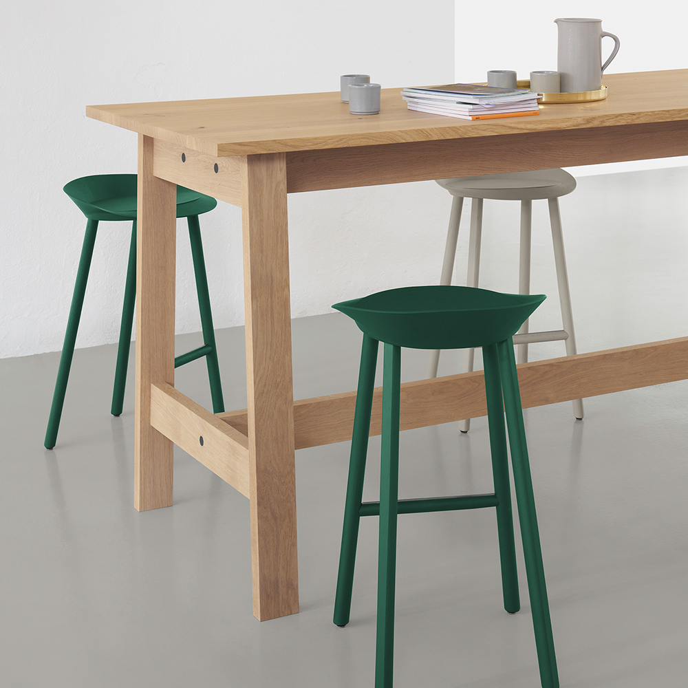 Mesa Basis alta e15. diseño simple y cualitativo material y la ...