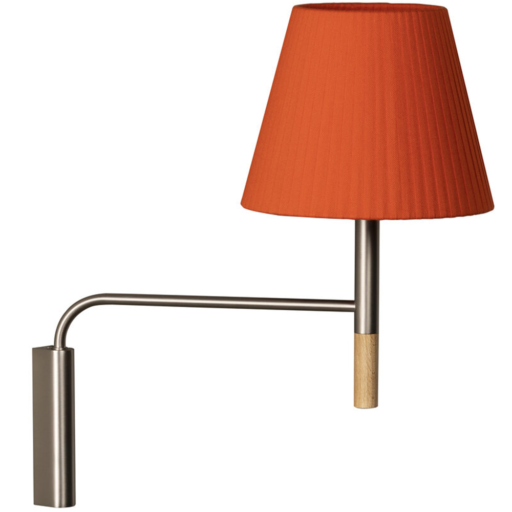 Aplique BC3 1995 de SantaCole. Lámpara de diseño moderno para salón.