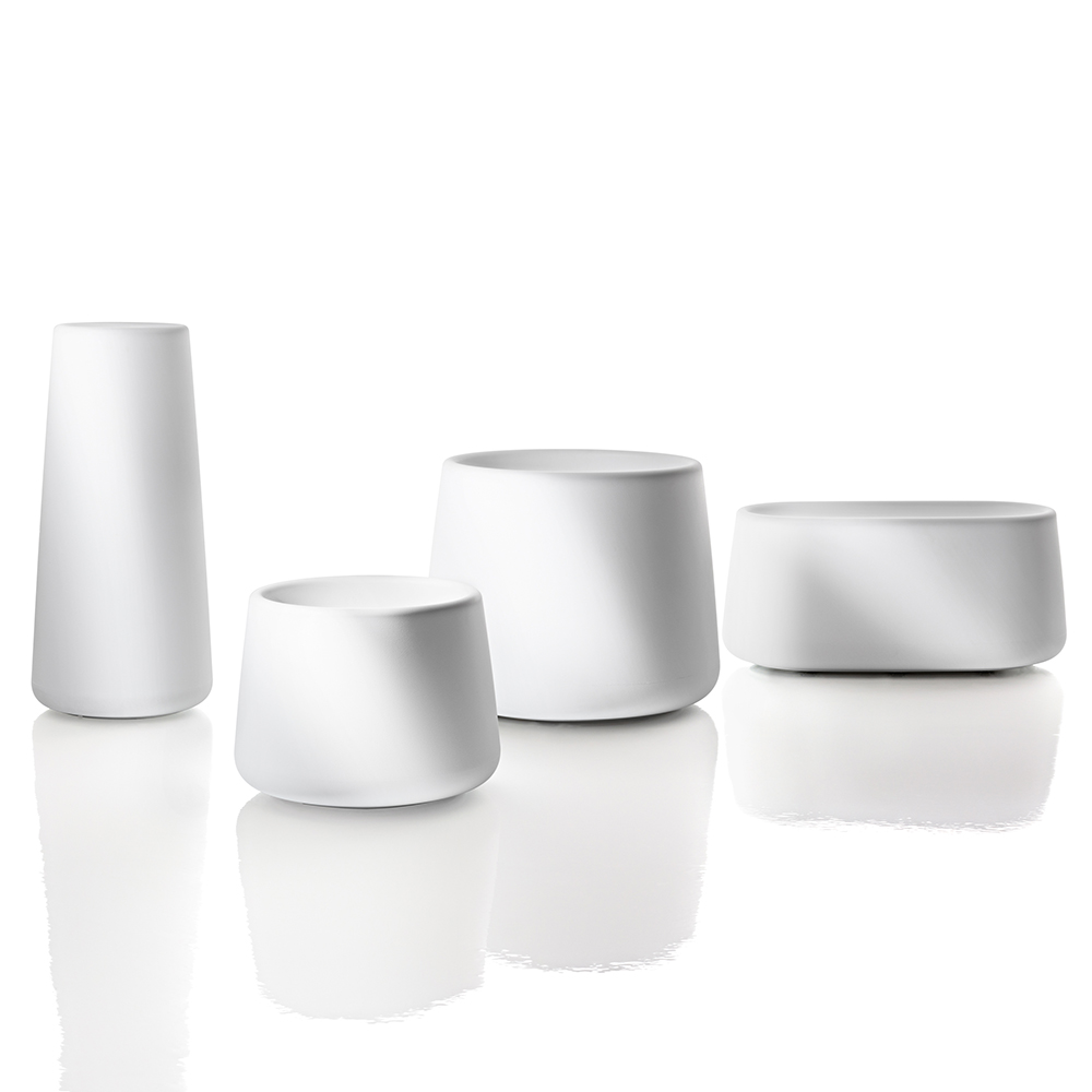 Maceta Tubby de Magis. Complementos de diseño moderno de hogar y contract.