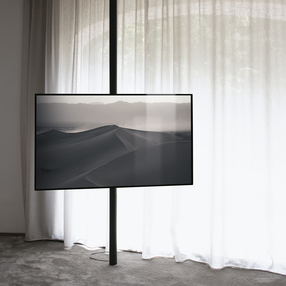 Mueble TV Pole 360 para salón de Extendo.